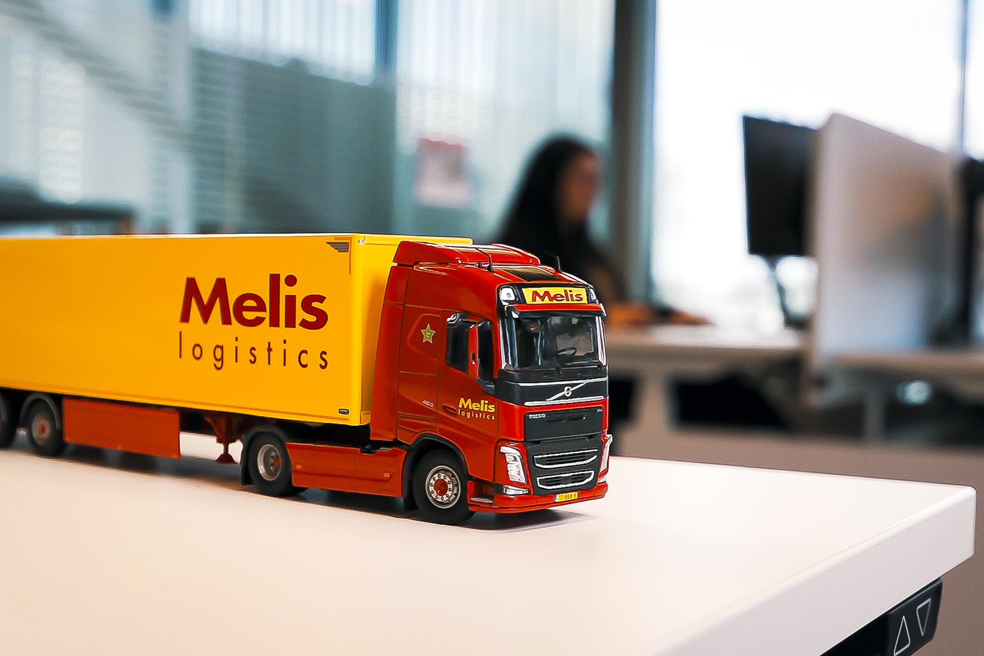 ADR gevaarlijke stoffen certificaat halen - Melis Logistics